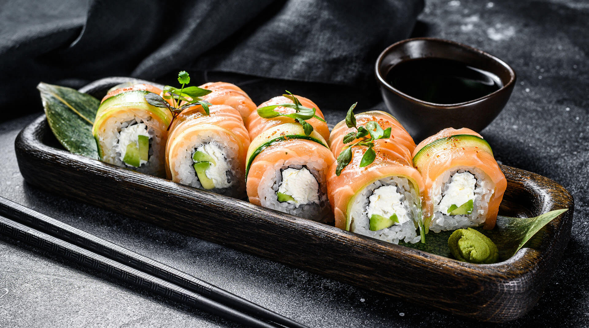 japonaise en vous préparant de savoureux sushis So Sushi Waterloo ...